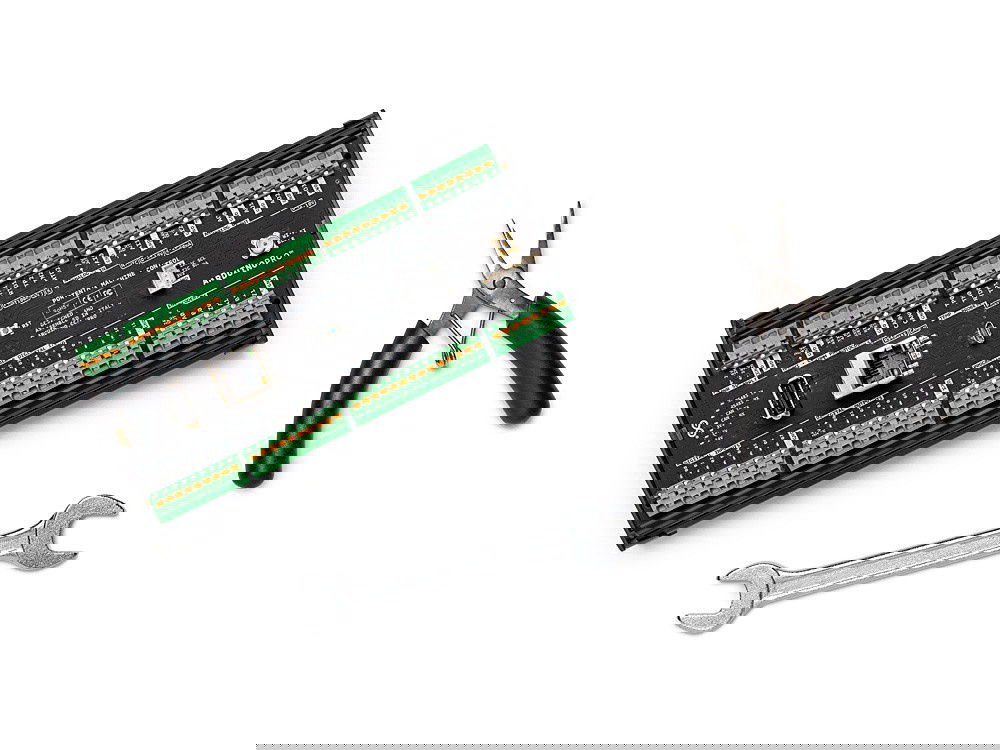 Arduino Portenta Machine Control - Modul für industrielle Anwendungen ...